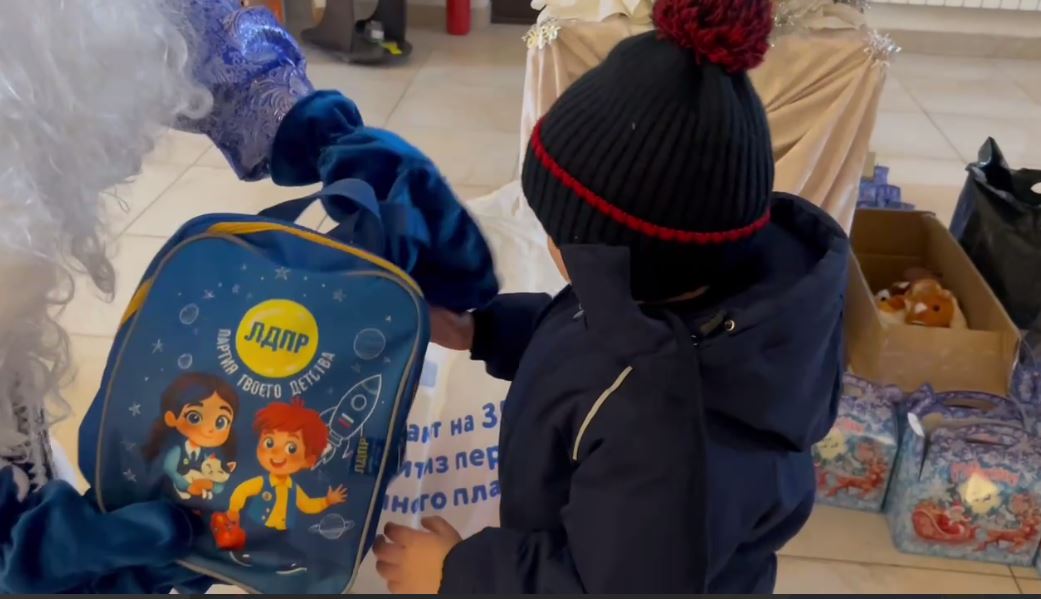 Новогоднее тепло и добрые традиции ЛДПР в САО | ЛДПР Москва